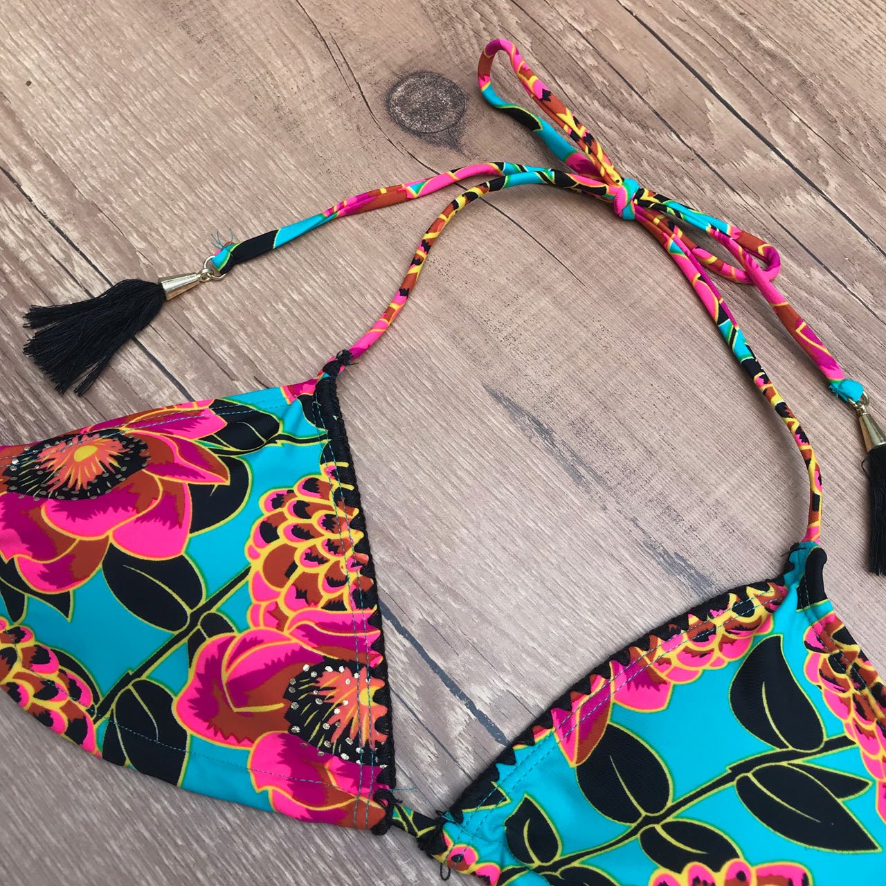 BIQUÍNI ESTAMPADO VERDE ÁGUA - Dondoca Moda Feminina Dondoca Moda Feminina