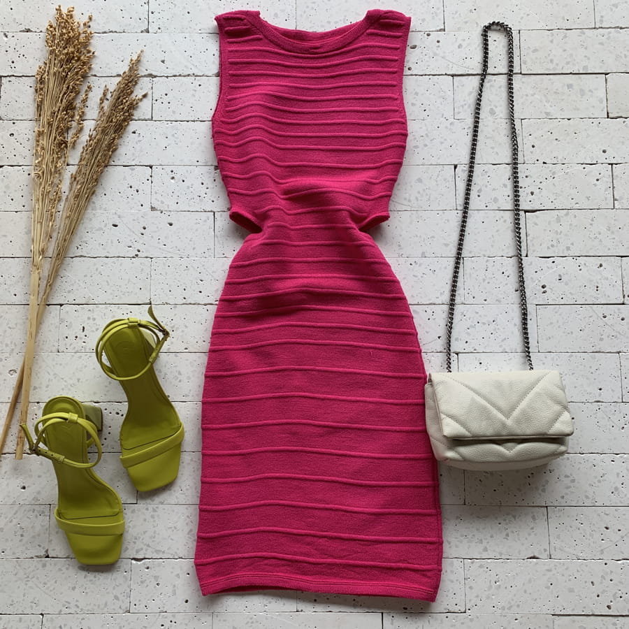 Vestido Modal com Abertura na Cintura Pink Dondoca Moda Feminina