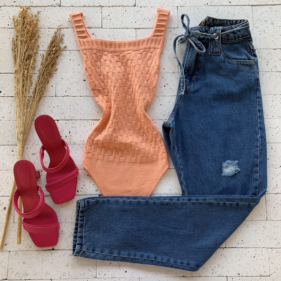 Body Modal Detalhe Quadradinhos Salmão Dondoca Moda Feminina