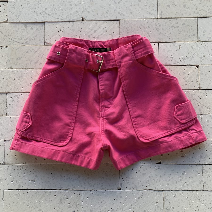 Short Jeans Color com Cinto Detalhe Bolso Pink Dondoca Moda Feminina